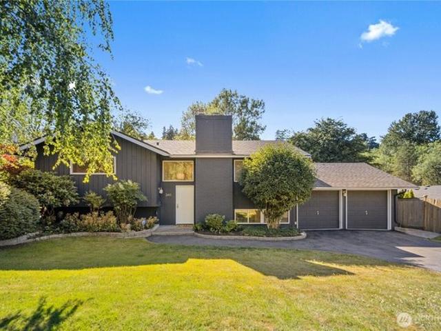 3411 77th Pl SE, Mercer Island, WA 98040