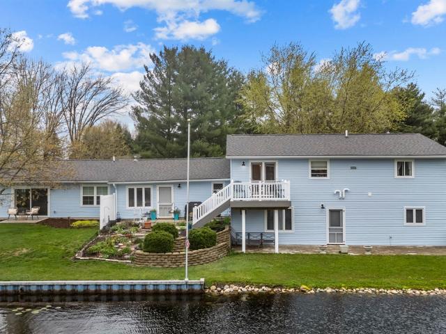 3412 Briar