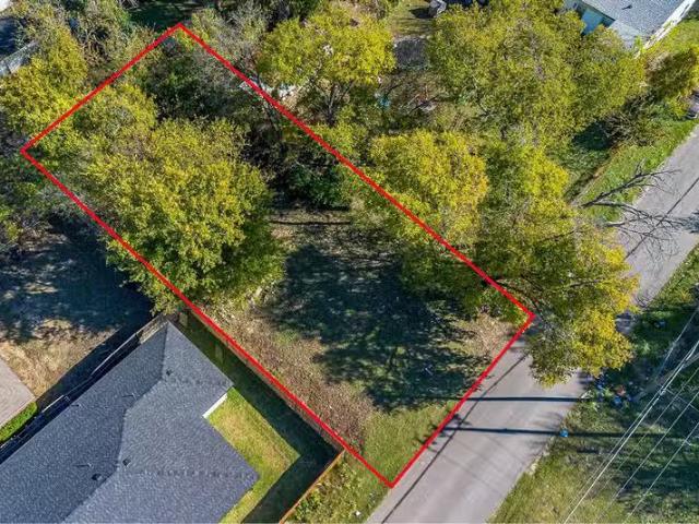 3412 E Frio Dr, Dallas, TX 75216
