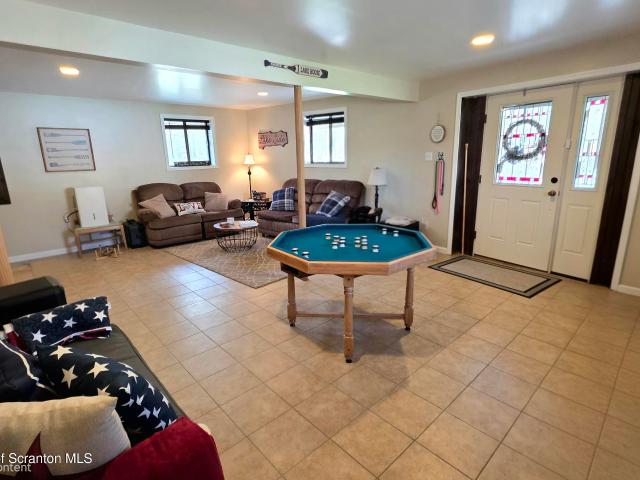 3412 Farwood Court