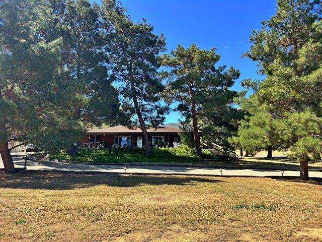 3412 Indian Rock Rd, Lake Isabella, CA 93240