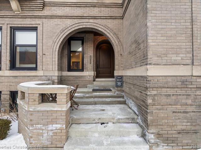3412 john r street # a