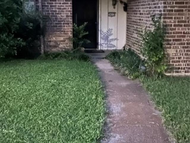 3412 Park Run Dr, Mesquite, TX 75150