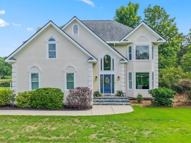 3412 Queen Ann Dr E, Clayton, NC 27527