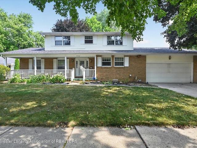 3412 Sandhurst Dr, Lansing, MI 48911