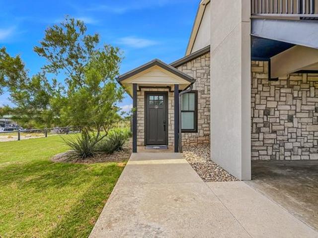 3412 Scenic Point Rd Unit 100, Possum Kingdom Lake, TX 76449