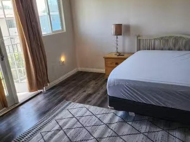 3412 W 189th St, Unit private efficiency Community Apartment.