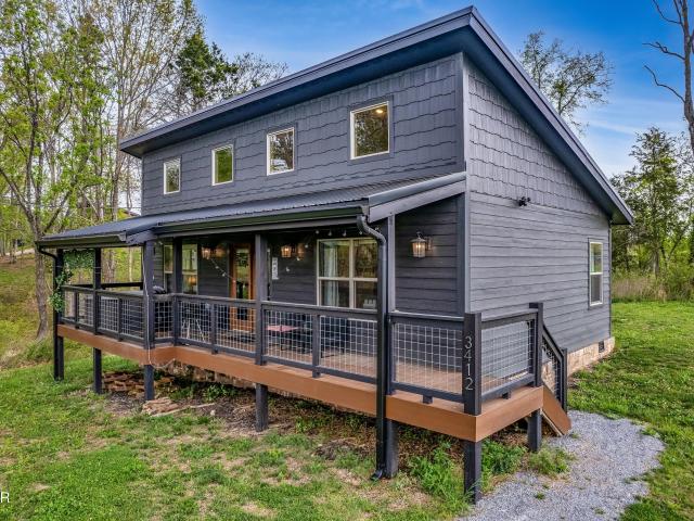 3412 Worth Road