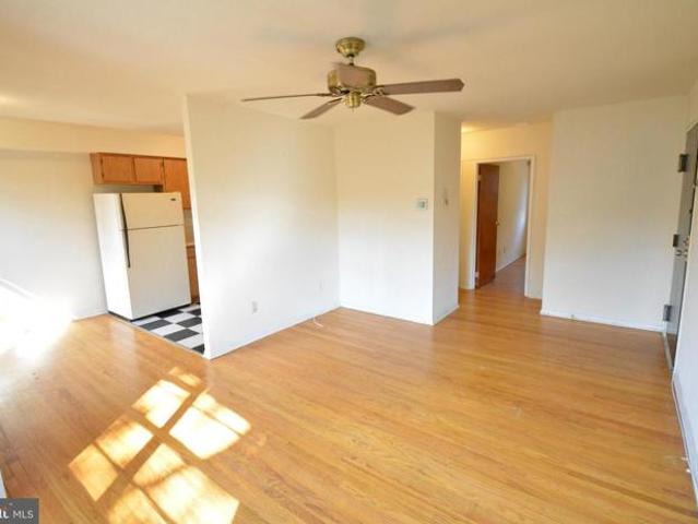 3413 Cresson St #6, Philadelphia, PA 19129