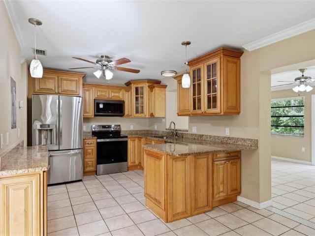 3413 51st Ave Cir W, Unit 205, Bradenton, FL 34210 | MLS #A4686