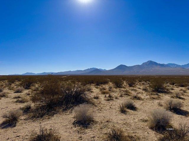 341 08 W Bowman Rd, Inyokern, CA 93527