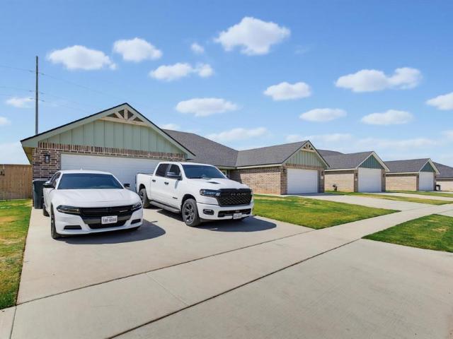 341 / 345 Woodstock Lane