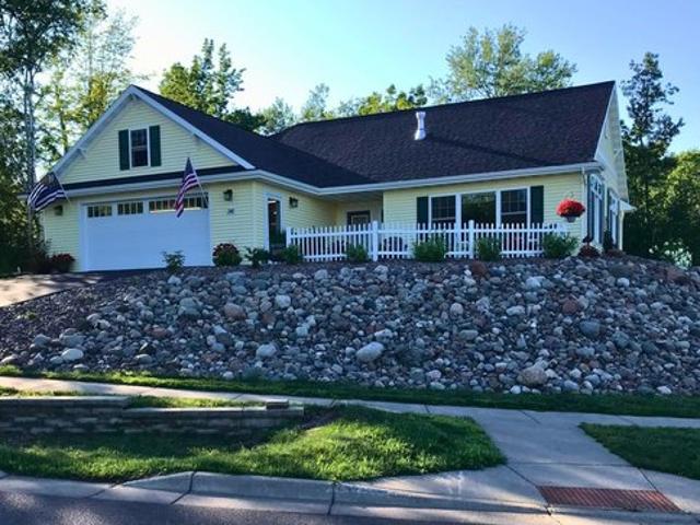 341 Coffee Creek Blvd, Duluth, MN 55811