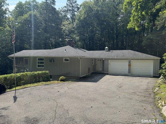 341 Candlewood Lake Rd N, New Milford, CT 06776