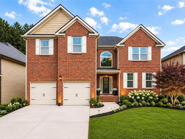 341 Chandler Bluff Ct, Grayson, GA 30017