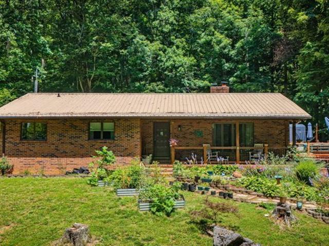 341 Clark Rd, Bristol, TN 37620