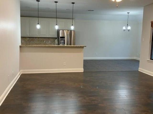 341 Creekside Trail