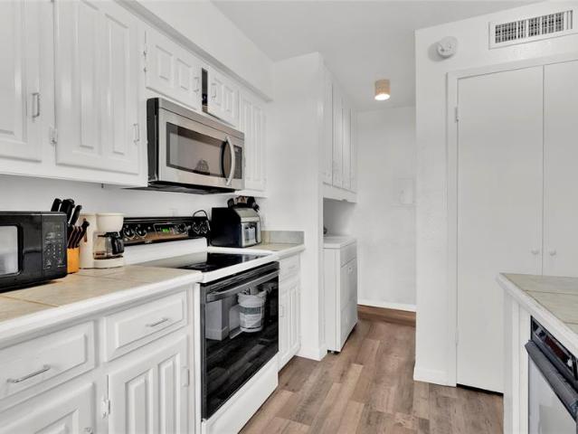 341 Arborview Drive