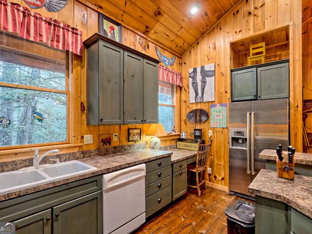 341 Brookwood Ln, Clarkesville, GA 30523 | MLS #10791