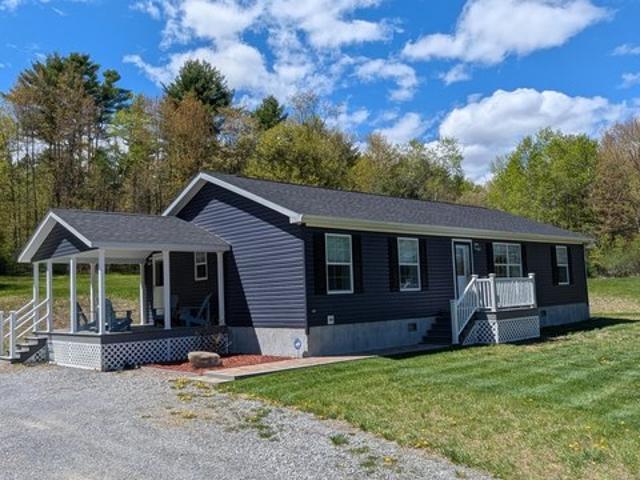 341 Daniels Rd, Essex, NY 12936