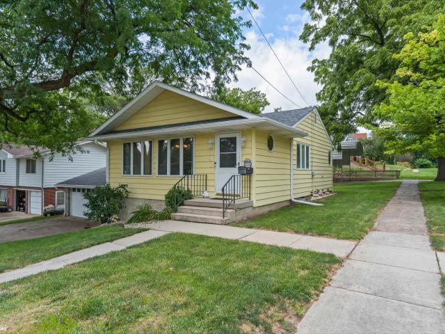 341 E Avenue