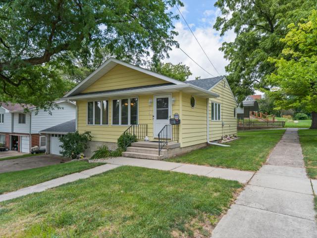 341 E Avenue