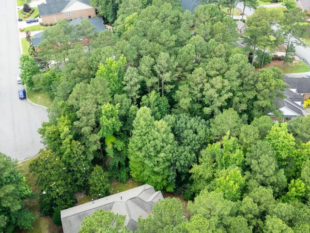341 Huntington Court