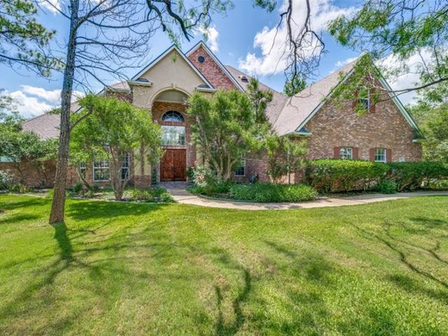341 Onyx Dr, Oak Point, TX 75068