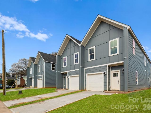 341 N Hoskins Road