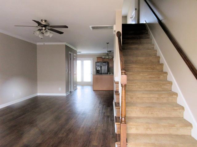 341 sam houston cir