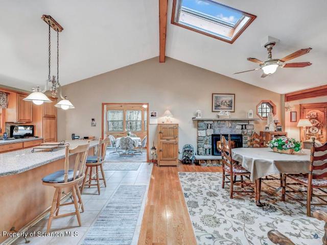 341 Packanack Dr, Gouldsboro, PA 18424 | MLS #SC261007