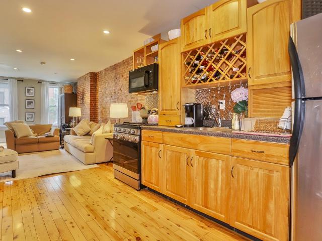 341 Park Ave # 2