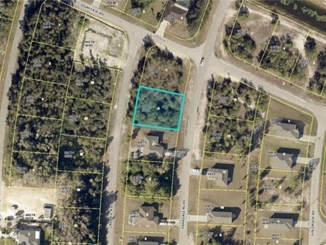 341 Parkdale Blvd, Lehigh Acres, FL 33974