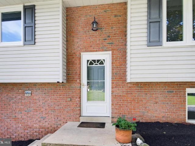 341 Primrose Lane