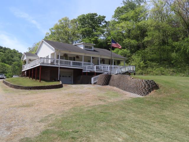 341 Pumpkin Hollow Rd