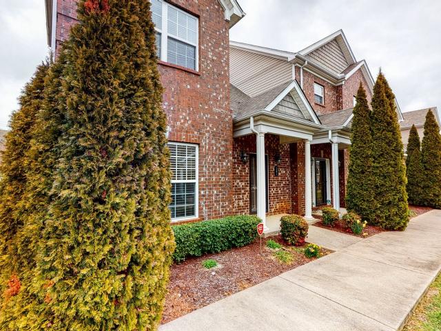 341 Rowlette Cir