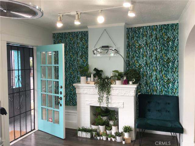 341 Redondo