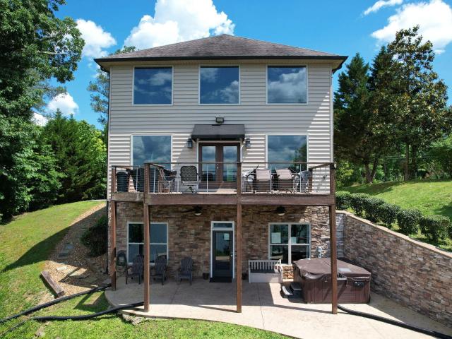 341 Russell Lane