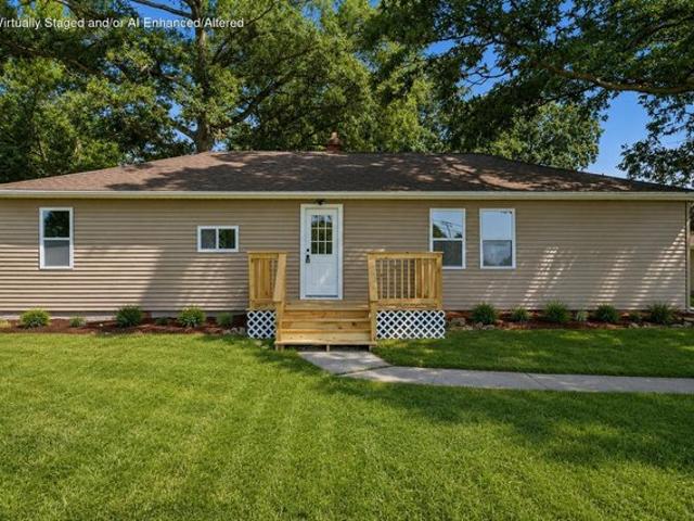 341 W 700 N, Valparaiso, IN 46385