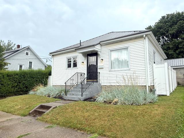 341 W 29TH Street