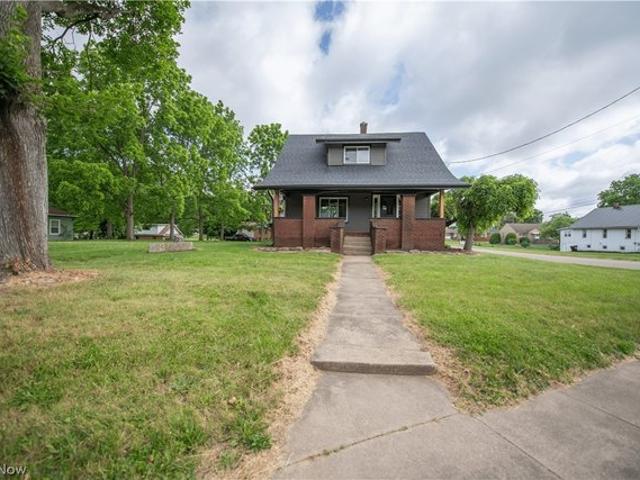 341 W Lisbon St, Waynesburg, OH 44688