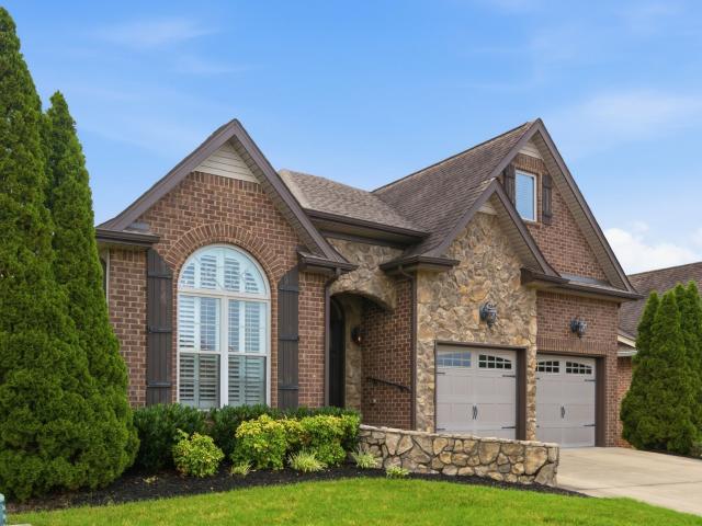 341 Turnberry Cir