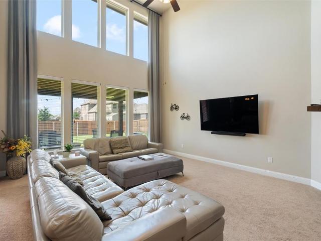 341 Vista Park Drive