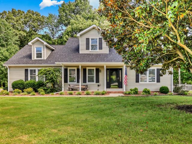 3424 Clearwater Dr
