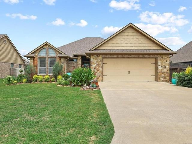 3424 Heritage Dr, Durant, OK 74701