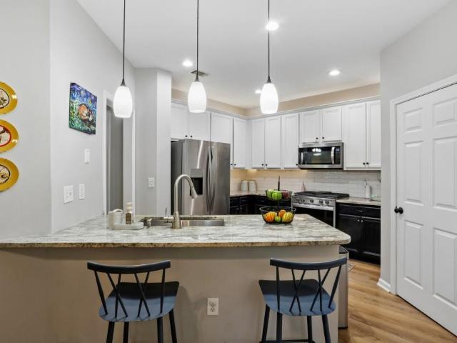 3424 Kensington Parc Circle