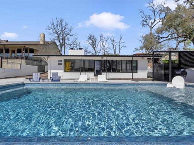 3424 River Oaks Dr, Kingsland, TX 78639