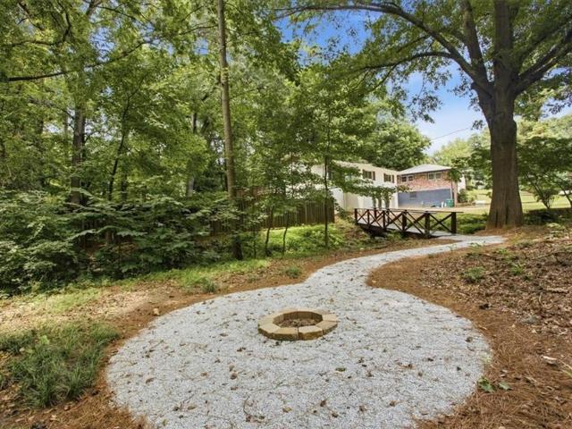 3424 Shawnee Trail SE