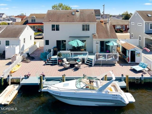 3424 Thistle Ave, Toms River, NJ 08753