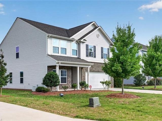 3424 Vickrey Woods Pl, High Point, NC 27260